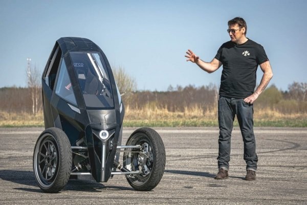 Story › AKO Technical